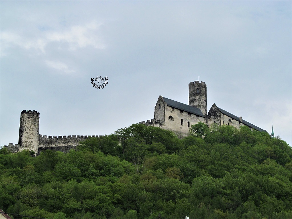 Hrad Bezděz - Česká republika - sheephappens